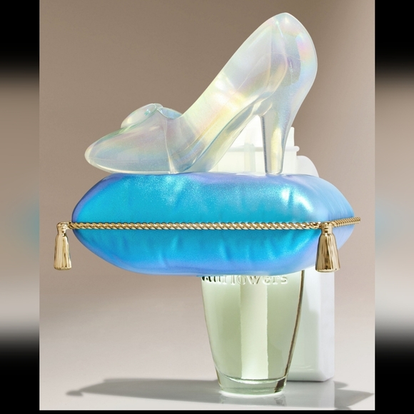 Bath & Body Works | Accents | Disney Cinderella Slipper Wallflower ...